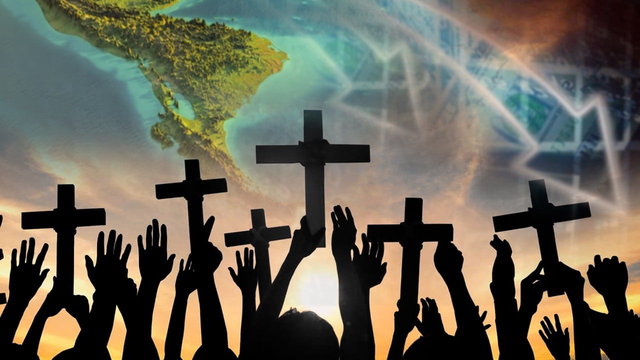 Feligreses de Religión Católica descienden en Centroamérica