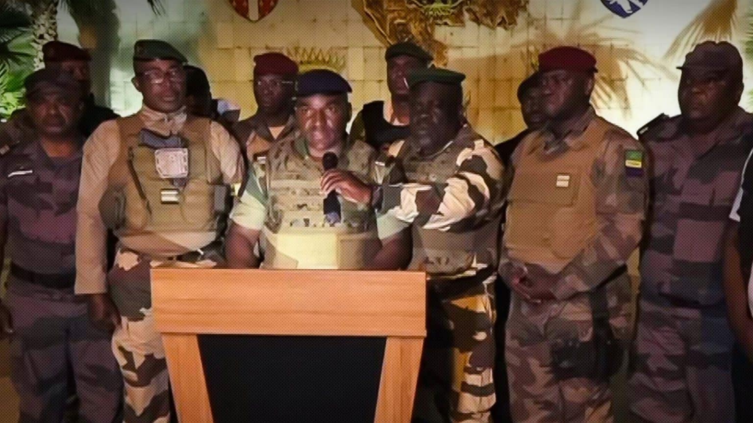 Gabón, Francia acorralada