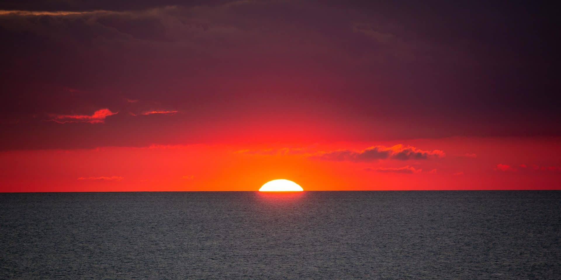 La hora dorada: Los cálidos colores de la caída del atardecer